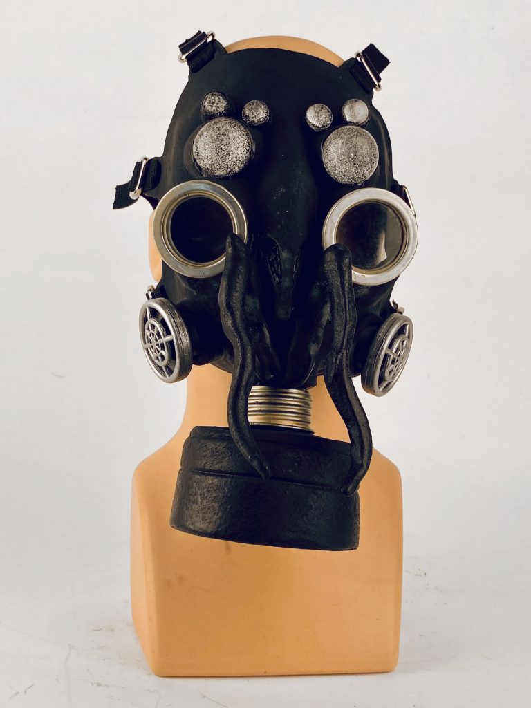 Pig – Gas Mask